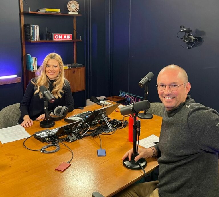 Thibault Lamarque au micro de Claire Perset